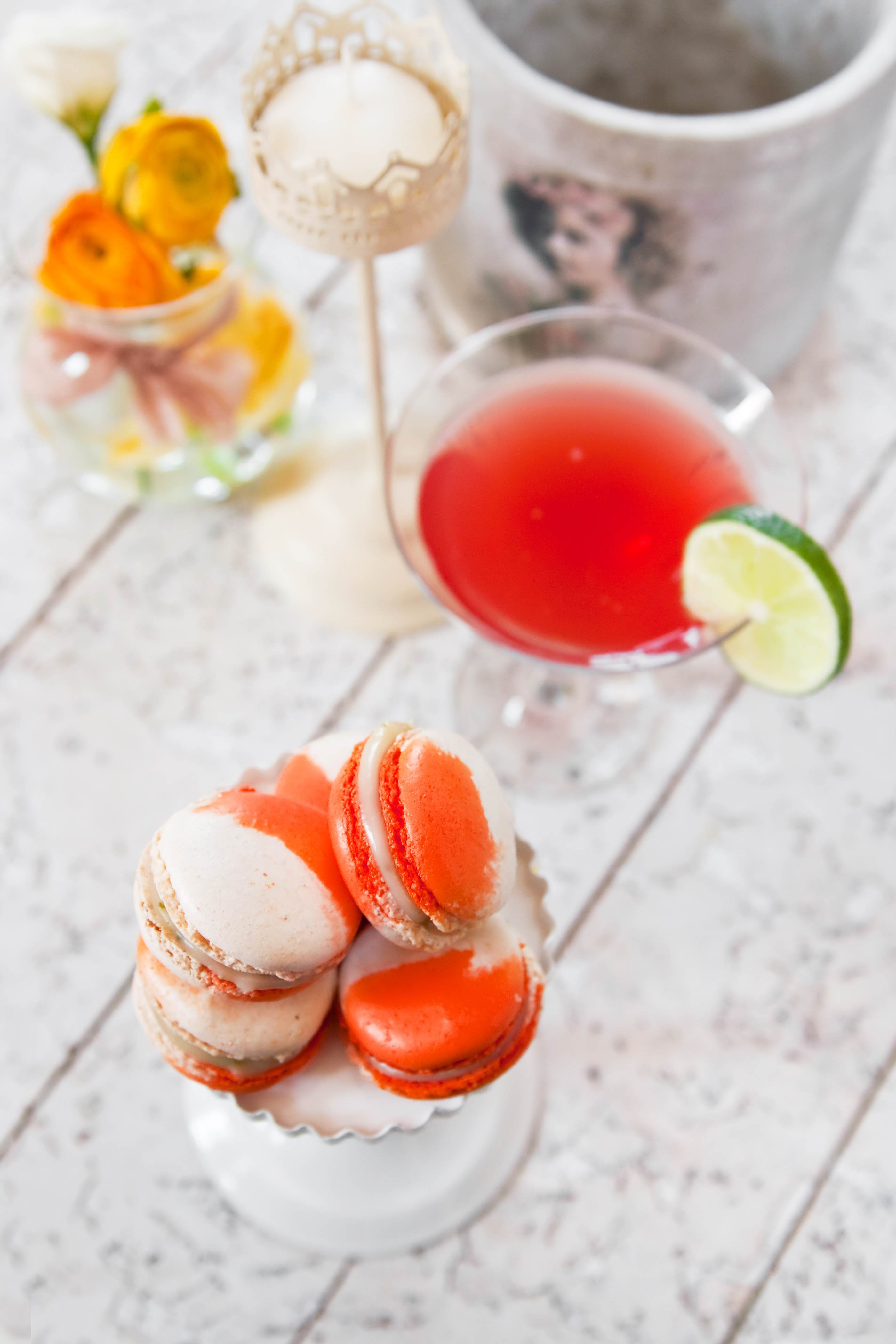 O petrecere reusita incepe cu Cocktail Macarons Madame Lucie - casamea.ro