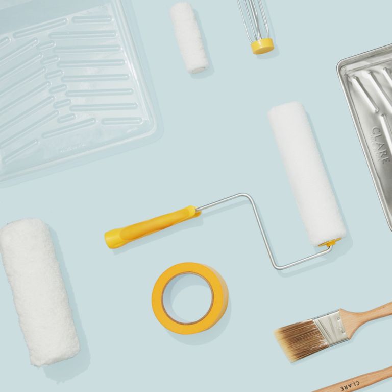 Vopsitul cu spray vs rola. Afla ce poti folosi mai usor in casa ...